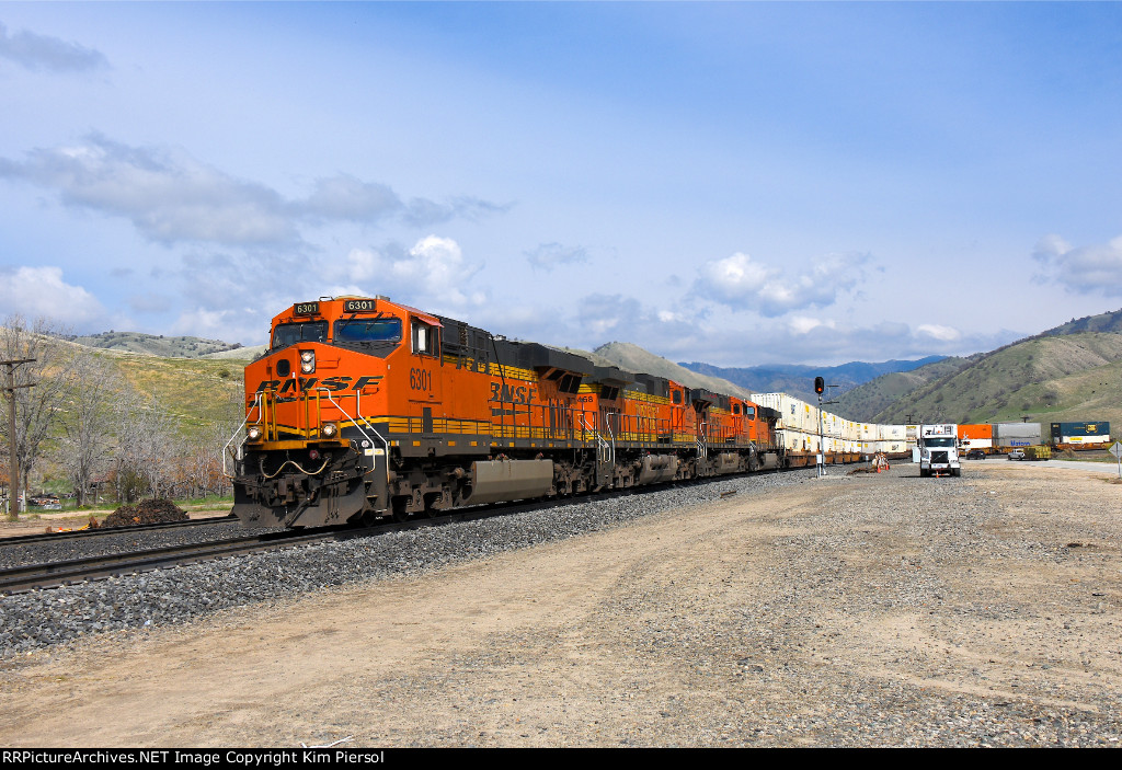 BNSF 6301